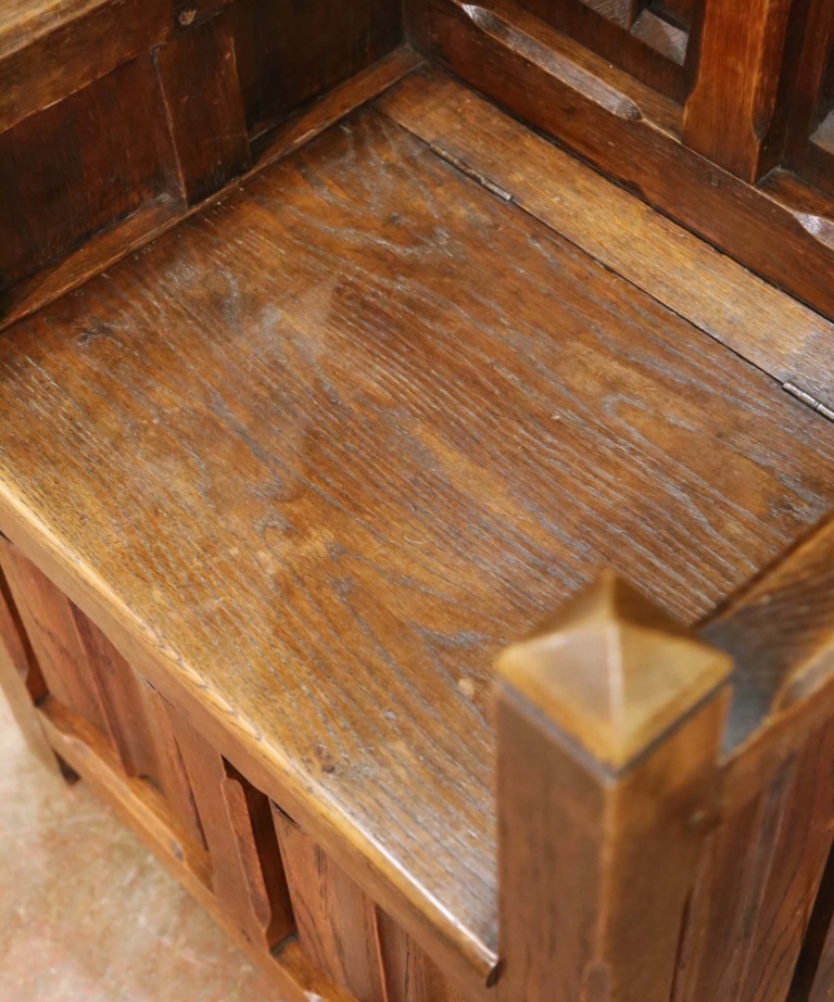 19th Century French Gothic Oak "Stalle de Chœur" Chair with Lift-Up ...