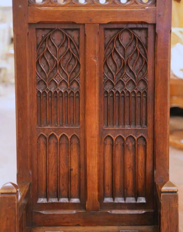19th Century French Gothic Oak "Stalle de Chœur" Chair with Lift-Up ...
