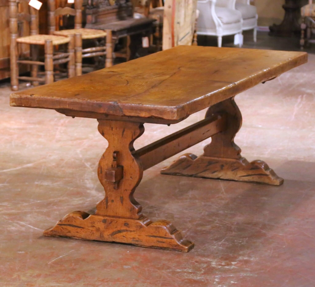 Early 20th Century French Louis XIII Oak and Chestnut Monastery Dining ...